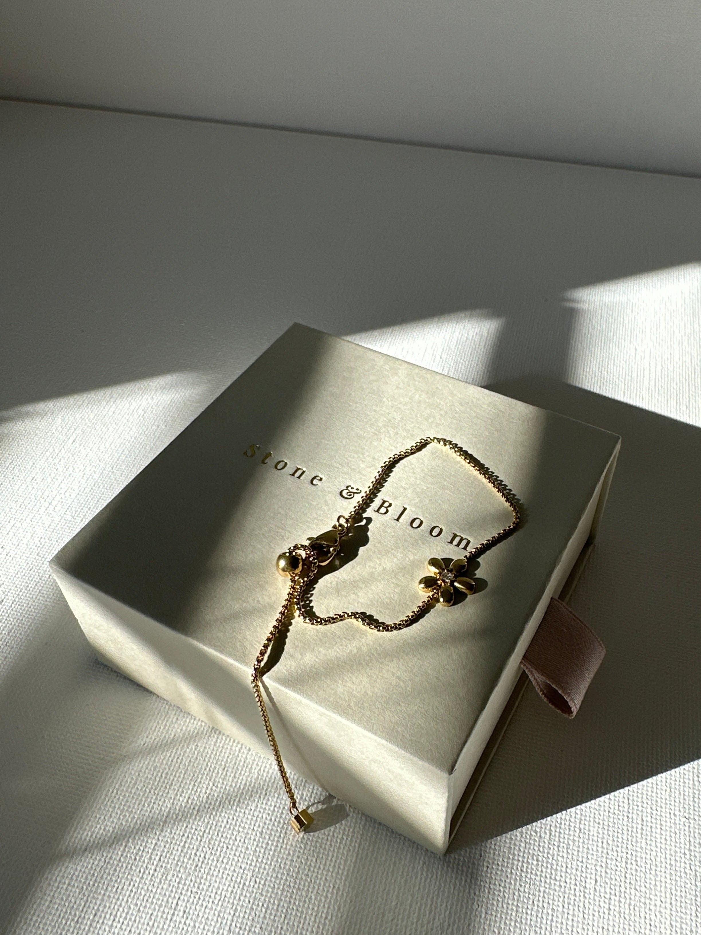 Bloom – Stone & Bloom